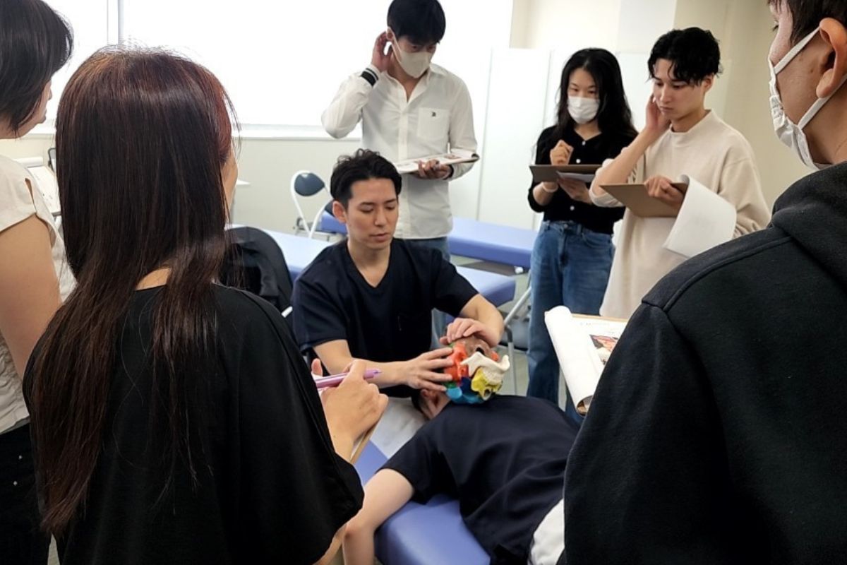 ☆大盛況で終了☆プロ向け 『小顔矯正セミナー』『O脚骨盤矯正セミナー』開催！ - 株式会社ブラスト